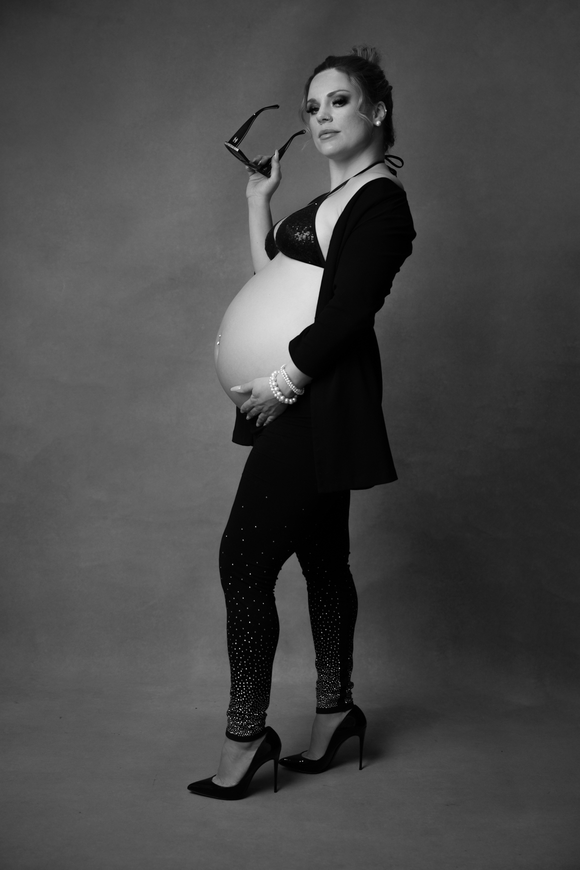 10 Tips for Perfect Maternity Shoot Outfits